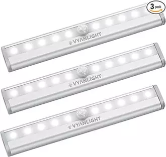 VYANLIGHT LED मोशन एक्टिवेटेड क्लोसेट लाइट