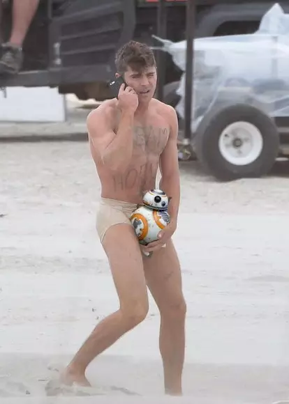 Hot Guys Holding BB-8 Tumblr παρουσιάζει το Droid που σίγουρα ψάχνατε 115179_4