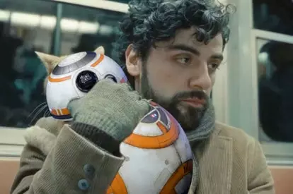 Hot Guys Holding BB-8 Tumblr παρουσιάζει το Droid που σίγουρα ψάχνατε 115179_9