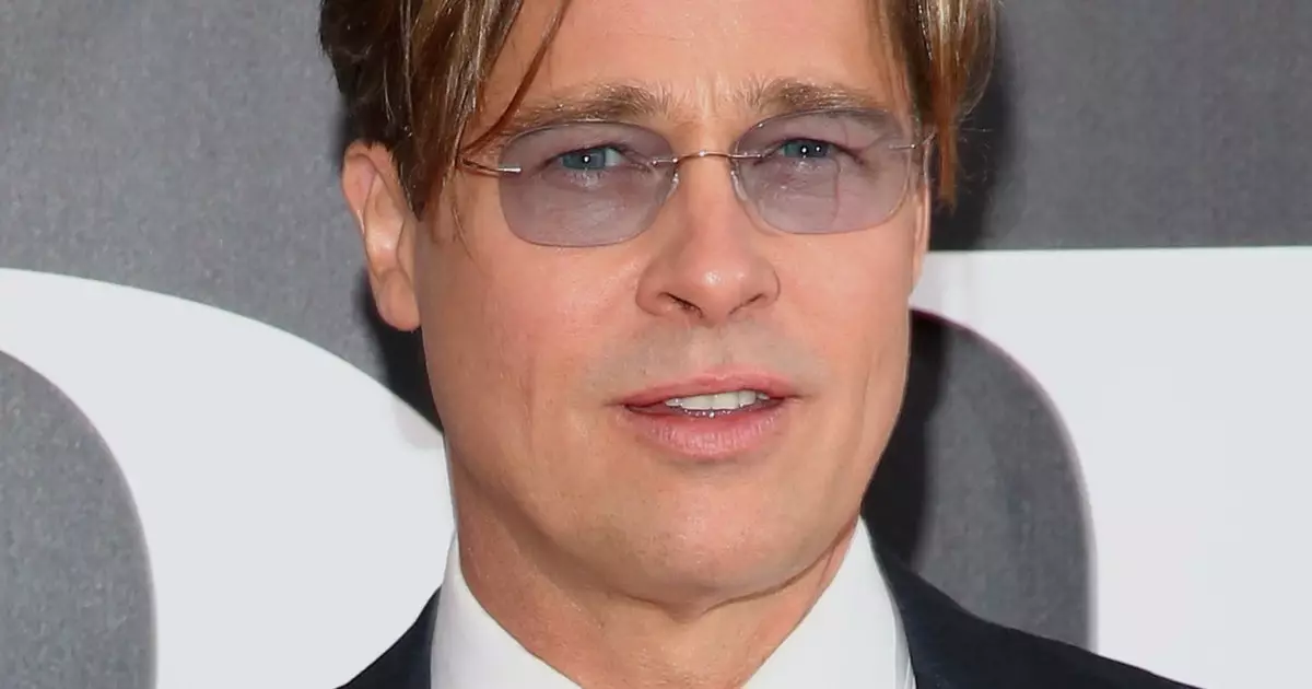 Vďaka novej farbe vlasov Brada Pitta vyzerá oveľa staršie (čo je tak trochu pointa) — FOTKY