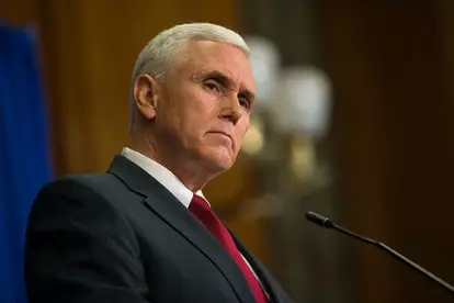 Mike Pence'i hääletusrekord on sama vastuoluline kui Donald Trumpi kampaania 155370_4