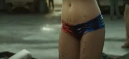 Harley Quinn & The Joker's Tattoos ໃນ 'Suicide Squad' ຈັດລໍາດັບໂດຍຄວາມສໍາຄັນຂອງໄຂ່ Easter 164271_2