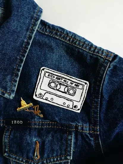 11 Indie Tindahan nga Nagbaligya Denim Patches Aron Mahimong Mas Labaw sa '90s ang Imong Aparador Kay Kaniadto 165819_12