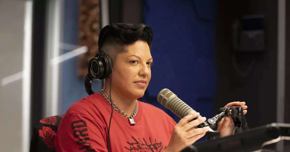 Jinsi Hadithi ya Nyota ya 'Grey's Anatomy' Sara Ramirez Iliyoibua Jukumu Lao la 'SATC'