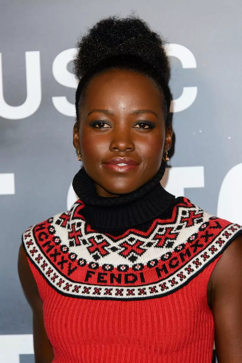 Lupita Nyong'o se resensie van 'Wonder Woman' sal jou nog meer opgewonde maak vir die fliek 193232_1