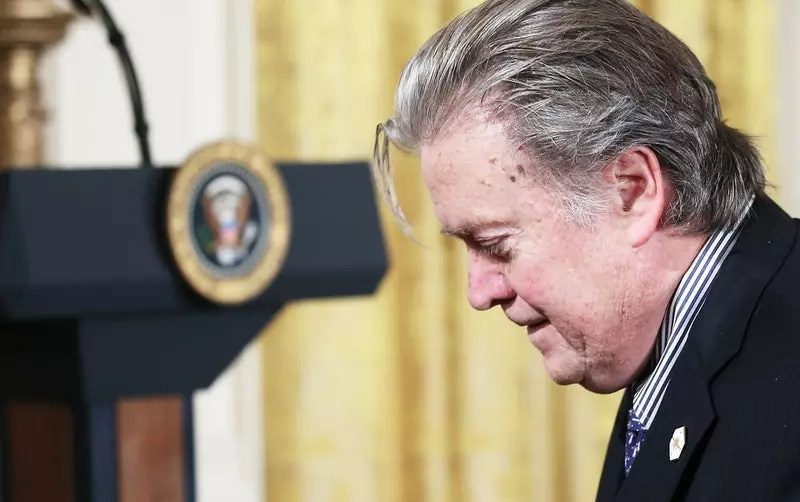 Pourquoi nous ne devrions pas encore célébrer le renvoi de Steve Bannon du Conseil de sécurité nationale 198824_1