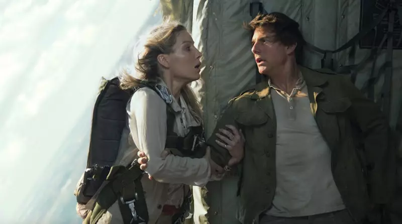 Star 'The Mummy' Annabelle Wallis ka remèsye Tom Cruise pou sèn aksyon li te ajoute 203228_1