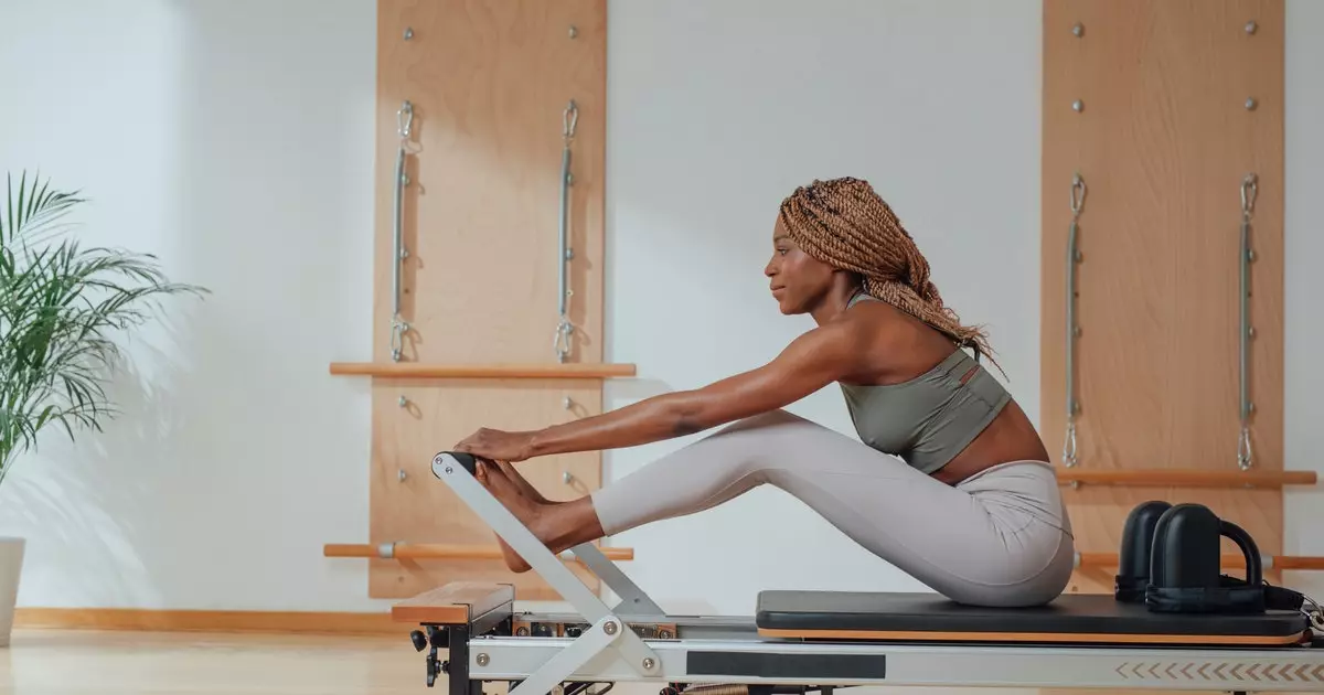 Njia 5 za Pilates Hubadilisha Ubongo na Mwili Wako