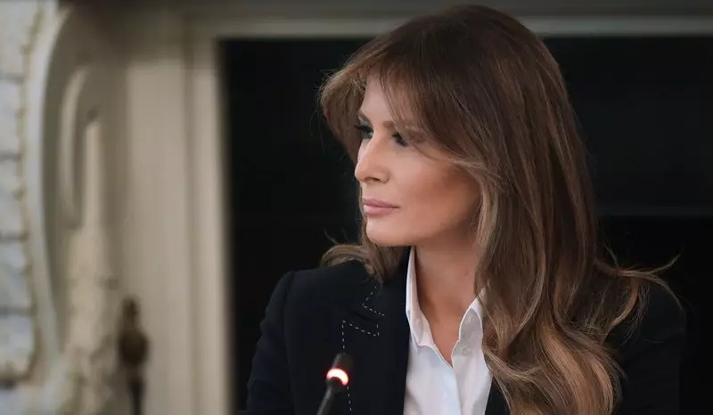 Šios mokyklos bibliotekininkė dėl nuostabios priežasties atsisakė dovanoti Melanios Trump knygų 212520_1