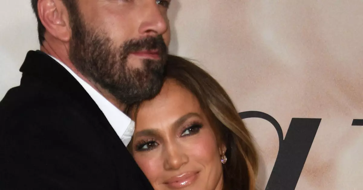 Ben Affleck te deja genyen Jou Valentine a ak kado li bay Jennifer Lopez