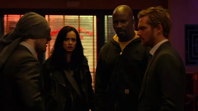 Akankah Luke & Jessica Kembali Bersama di 'The Defenders'? Mereka Memiliki Beberapa Urusan Yang Belum Selesai 213151_1