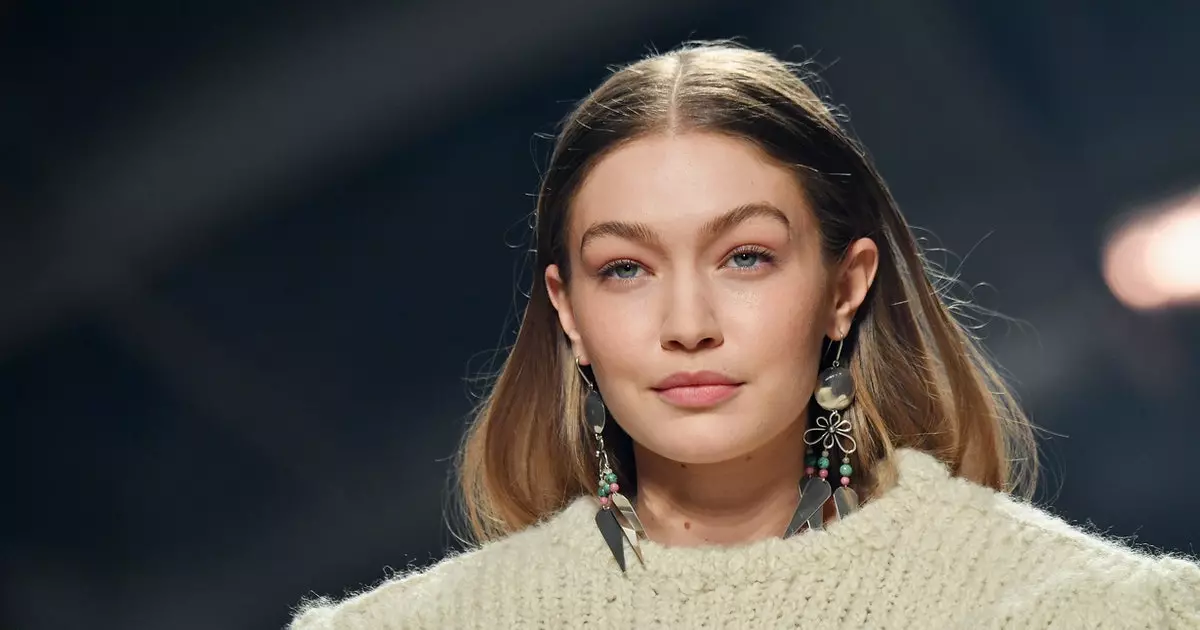 Gigi Hadid Anatseka Otsutsa Pambuyo Poyesa Kusamvana kwa Israeli ndi Palestine