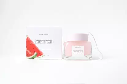 Kailan Nagre-restock ang Watermelon Glow Sleeping Mask ng Glow Recipe? Ang Masking Ito ay Super Sikat 214667_2