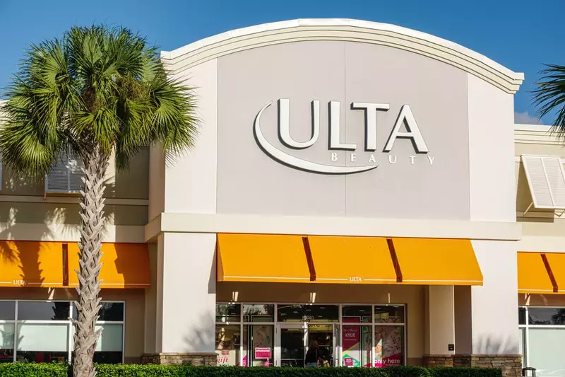 La vente 21 Days of Beauty 2021 d'Ulta est là avec tant d'offres à 50% de réduction.