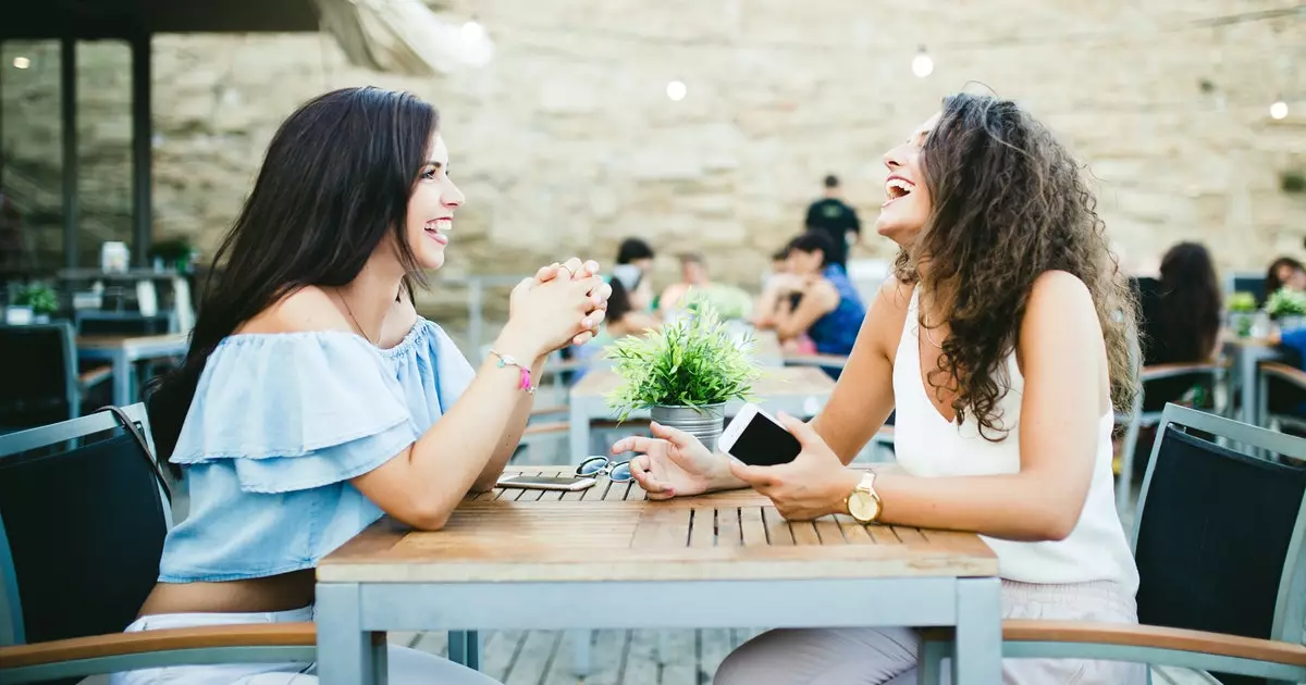 9 tips voor een eerste date voor als je uitgaat met iemand die je nog nooit hebt ontmoet