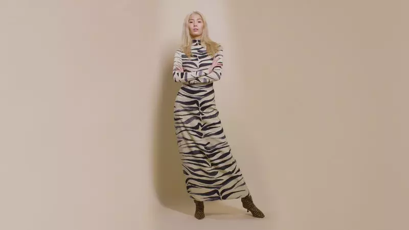 Animal Print ist für den Winter 2022 auf völlig neue Art und Weise zurück und VP of Fashion Tiffany Reid zeigt Ihnen ...