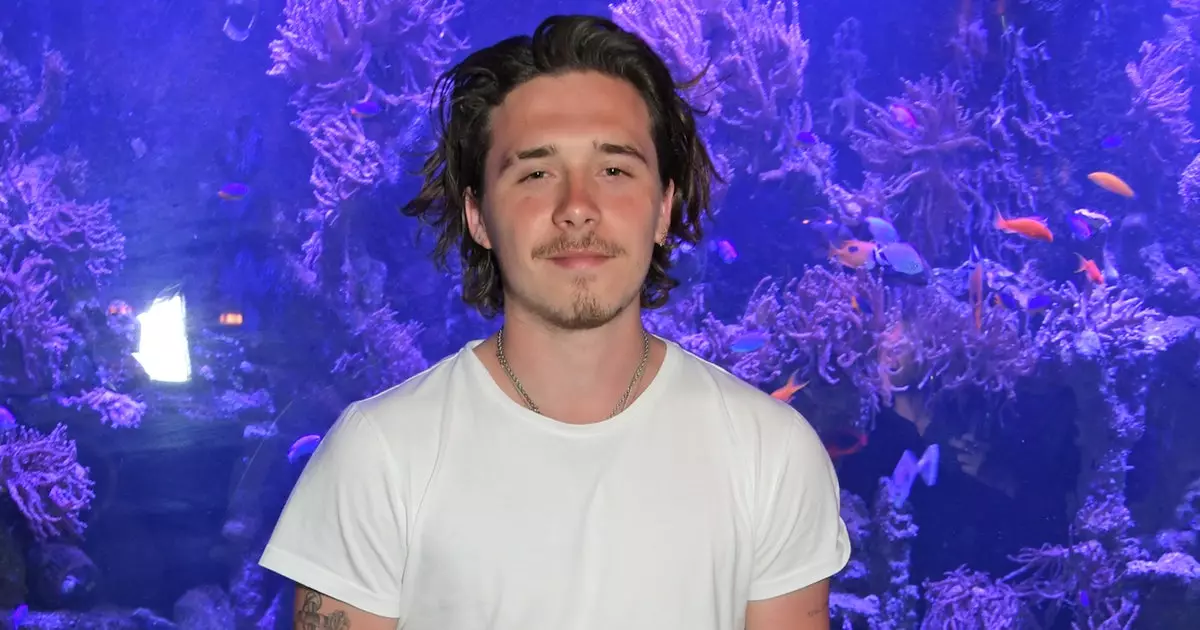 Brooklyn Beckham's English Breakfast Sandwich Recipe Yog Ua Tau Zoo Heev