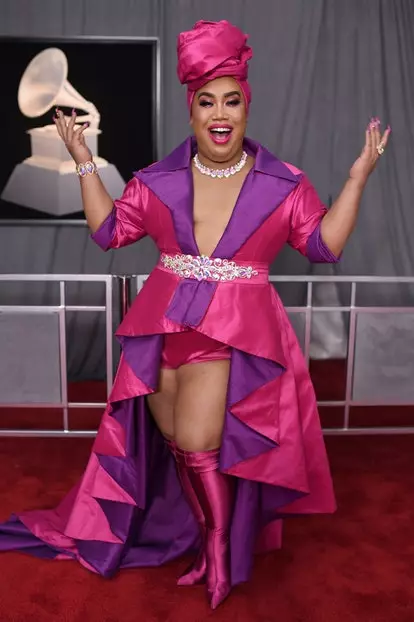 Pakaian Grammy 2018 Patrick Starrr Merupakan Penampilan Malam Paling Liar 233208_4