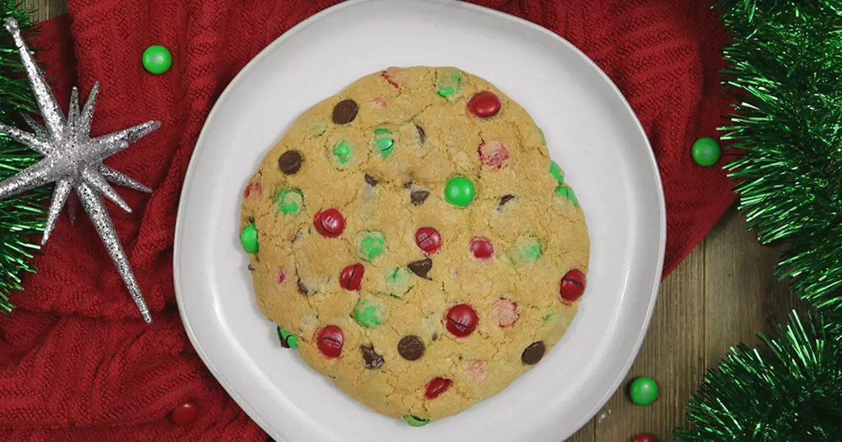 Resep Cookie Natal Iki Kanggo Siji Wong Iki minangka Sajian Liburan sing Sampurna Kanggo Sampeyan (Santa Bisa Njaluk Dhewe)