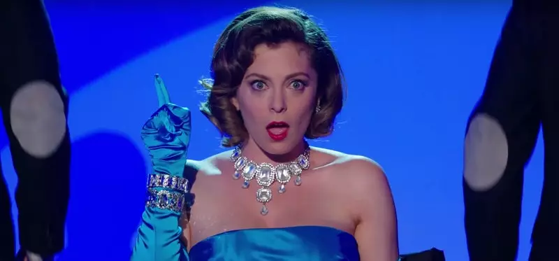 'Crazy Ex-Girlfriend é renovada para a 4ª temporada e será a Canção do Cisne de Rebecca Bunch 239726_1