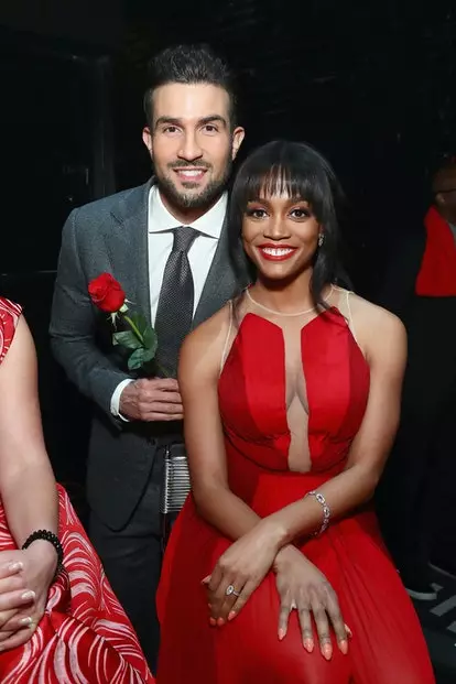 Wéini bestueden d'Rachel an de Bryan? Dëst 'Bachelorette' Pair kéint sou séier erof goen 253868_2