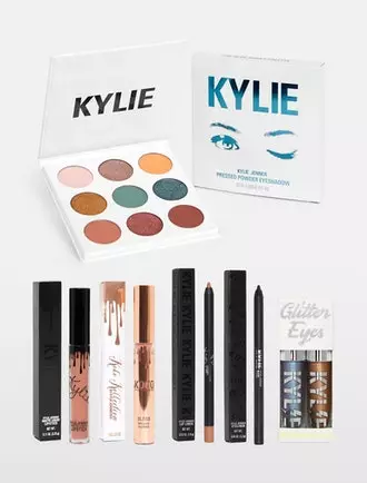 Amavuta yo kwisiga ya Kylie Ugushyingo Ukunda Bundle