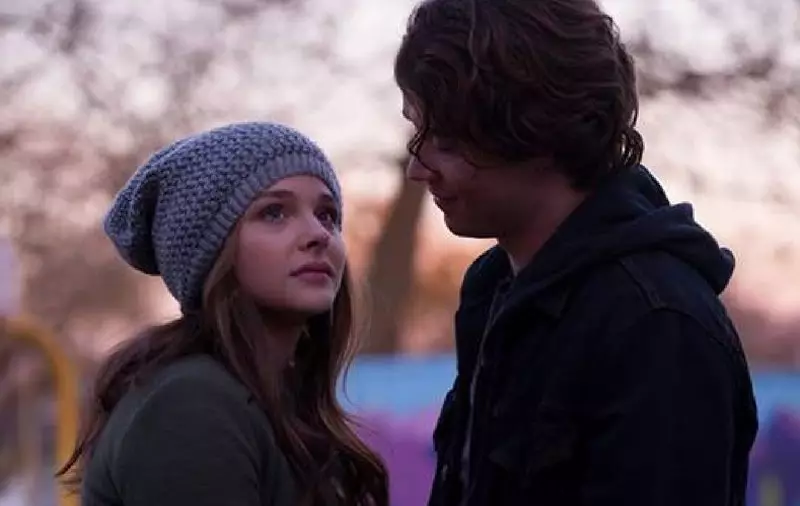 17 van die mees romantiese 'If I Stay'-aanhalings wat ons in die film moet sien 27082_1