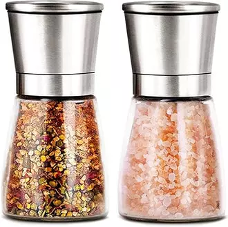 Isethi ye-Modetro Salt and Pepper Shakers