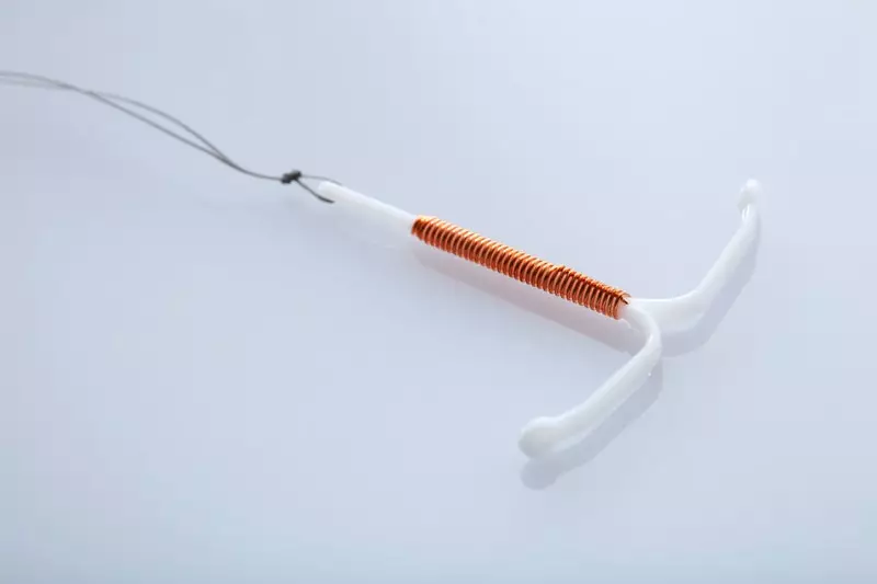 የመዳብ IUD. IUD መተካት ካለብዎት ምን ማወቅ እንዳለቦት ዶክተሮች ያብራራሉ።