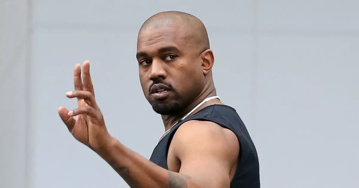 Kanye West kirjutab tumeda luuletuse pealkirjaga