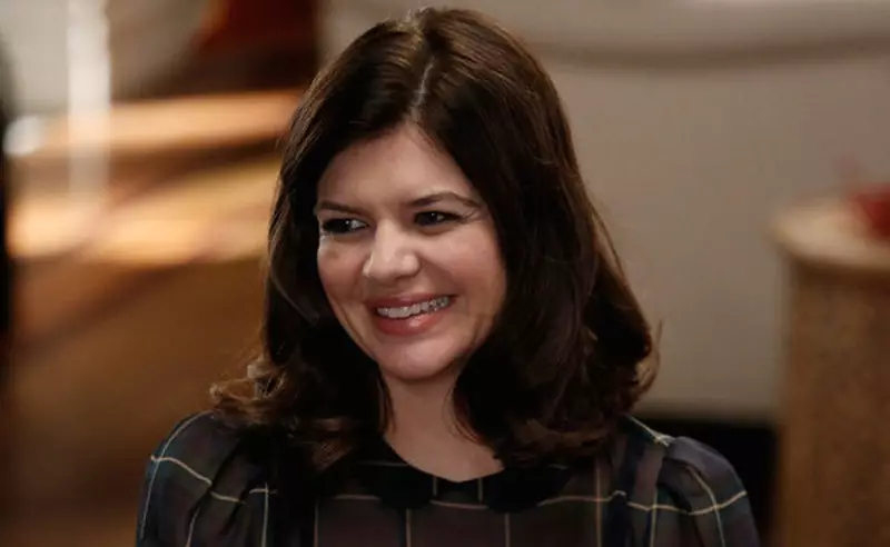 'Marry Me' Star Casey Wilson sur des personnages féminins parfaitement imparfaits 36850_1