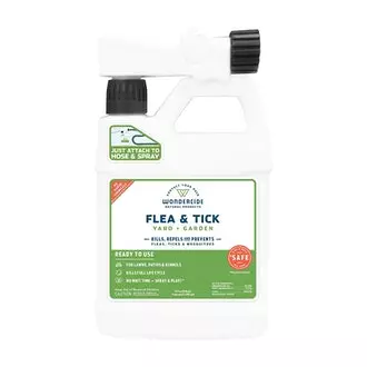 Wondercide Adayeba Yard Flea, Tiki, & Ẹfọn Sokiri (32 Fl. Oz.)