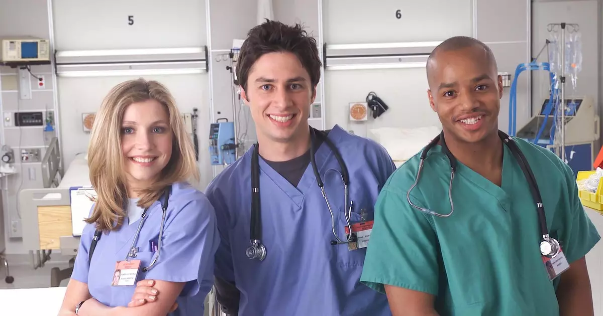 Zach Braff er alveg til í að endurræsa „Scrubs“, svo aðdáendur ættu ekki að missa vonina