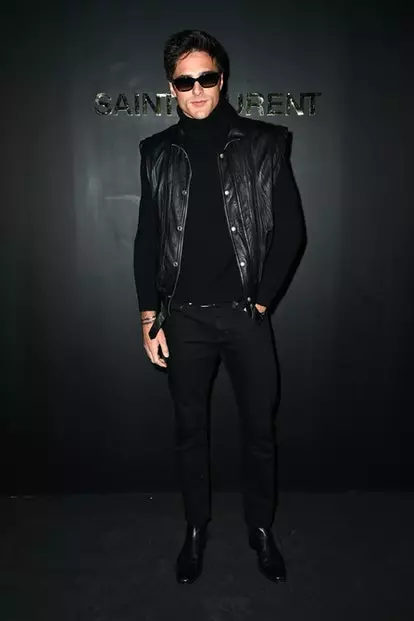 Jacob Elordi di Saint Laurent Paris Fashion Week.