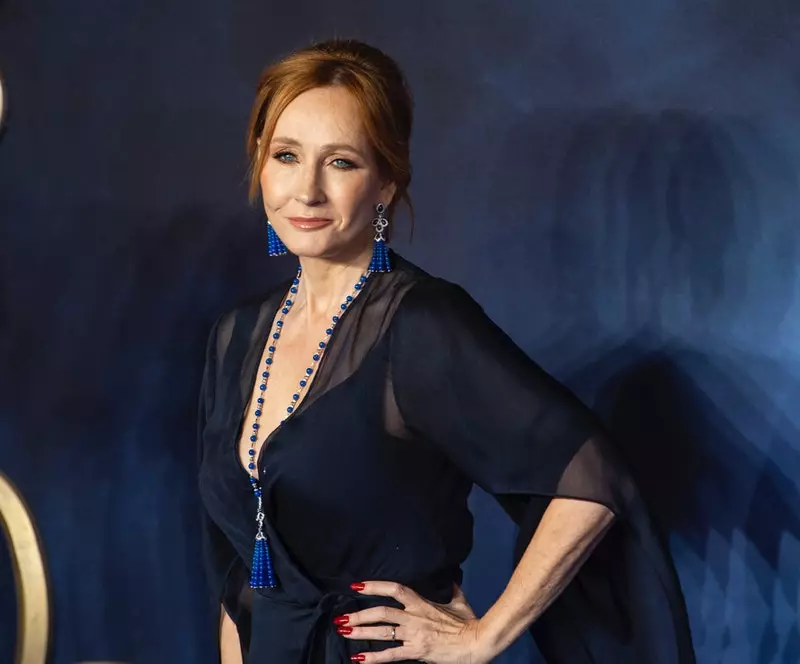 J.K. Tuyên bố mới của Rowling nói rằng cô ấy 4135_1