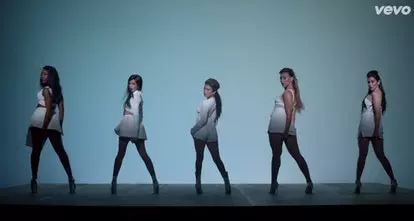 18 oomblikke van Fifth Harmony se nuwe musiekvideo wat jou soos 'n 41572_19