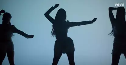 18 oomblikke van Fifth Harmony se nuwe musiekvideo wat jou soos 'n 41572_5