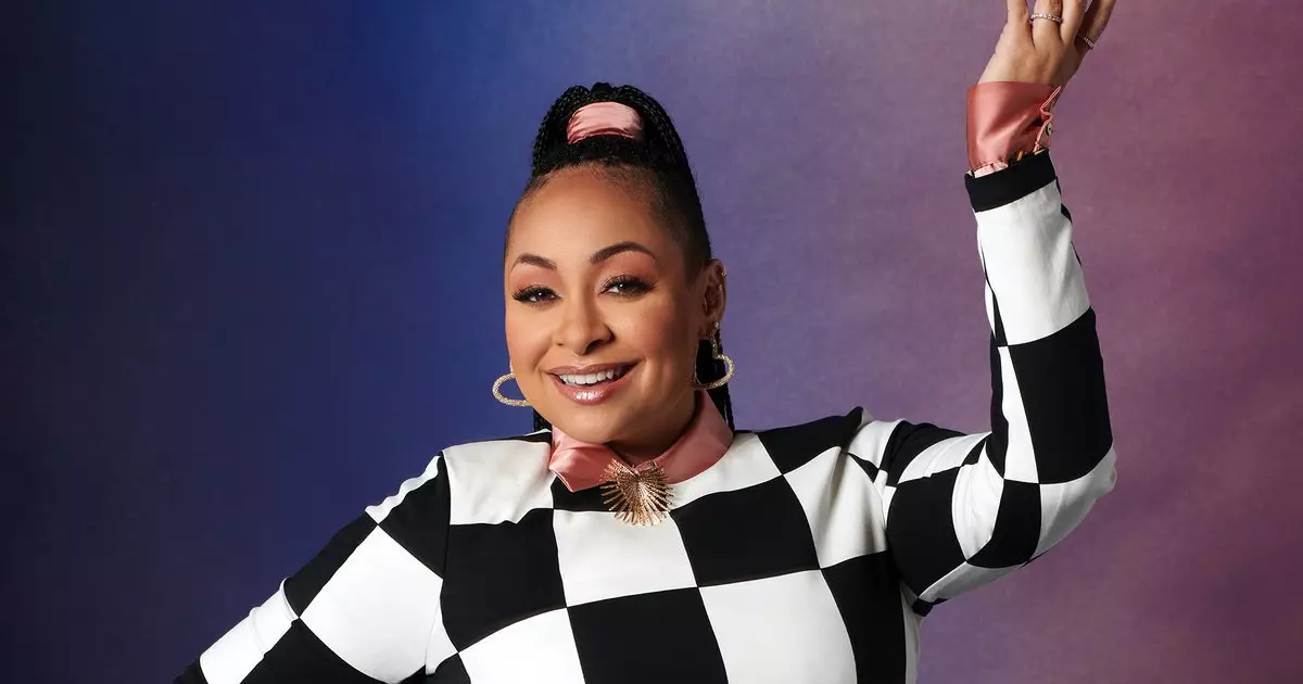 Raven-Symoné muaj cov lus teb txaus siab rau 'Raven's Tsev' Casting Controversy