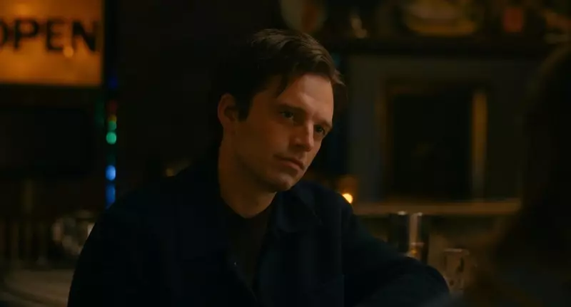 Sebastian Stan ຫຼິ້ນ Steve ໃນ Hulu thriller 'Fresh.'