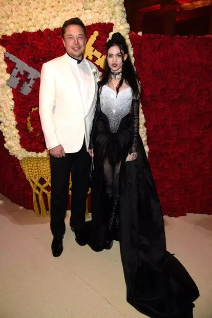 Elon Musk och Grimes på Met Gala 2018.