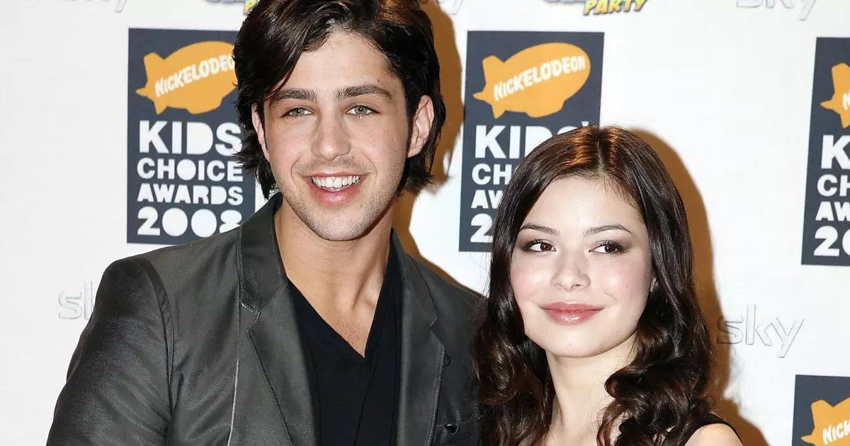 Miranda Cosgrove tapaa Josh Peckin iCarlyn kauden 2 trailerissa