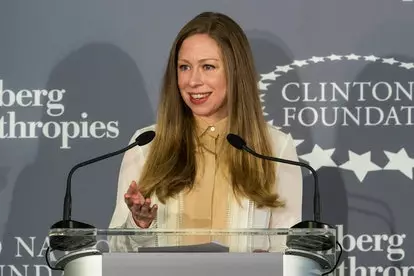 In einer E-Mail an Hillary beschreibt sich Chelsea Clinton mit einem Begriff, der treffender nicht sein könnte 84205_2