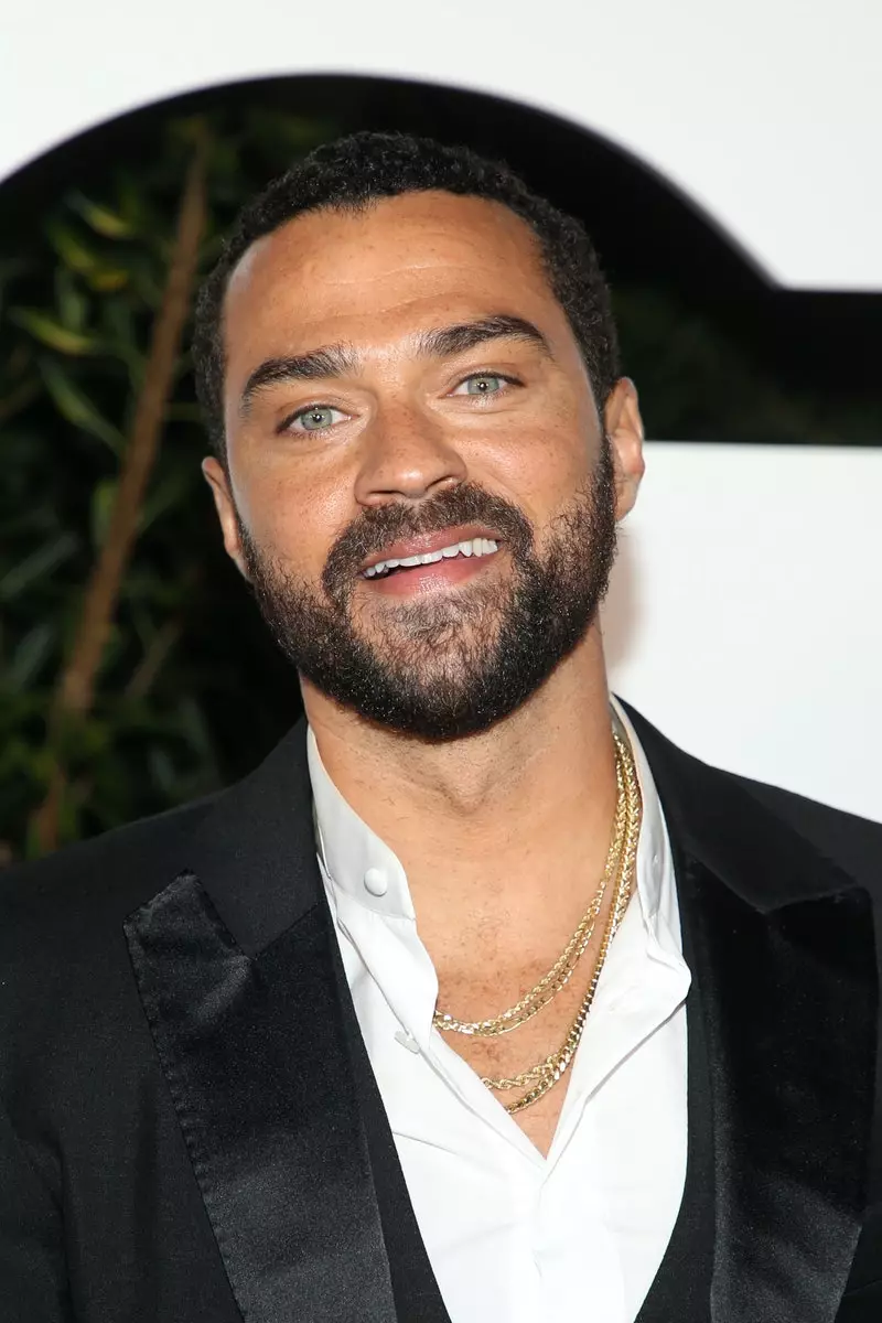 แฟน ๆ Japril จะรักการตอบสนองของ Jesse Williams เกี่ยวกับการกลับมาที่ 'Grey's Anatomy' 943_1