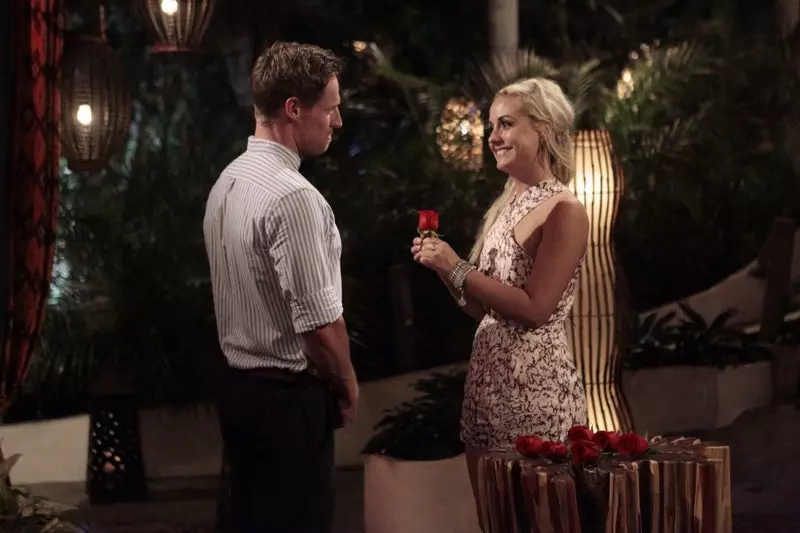 Kirk ve Carly Neden 'Bachelor In Paradise'da Ayrıldı? O An Hiçbir Yerden Gelmedi 94512_1