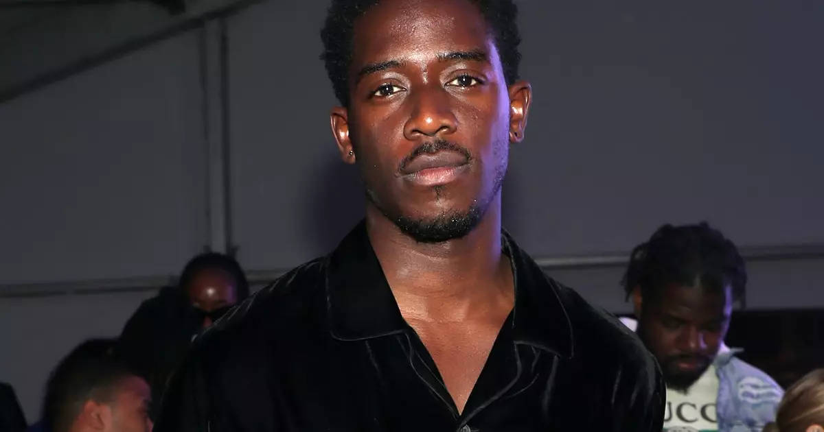 A „Snowfall's Damson Idrist” rapperekkel és egy „Love Island” sztárral hozták kapcsolatba