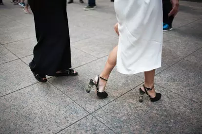 Fotografie v štýle ulice New York Fashion Week, ktoré inšpirujú vašu ďalšiu OOTD — FOTKY 97499_48